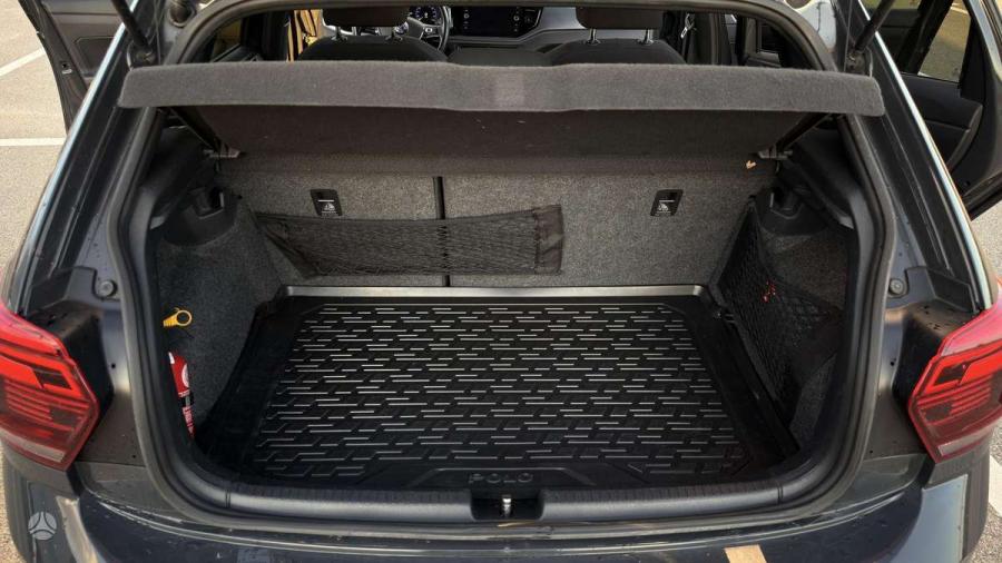 Grey Volkswagen Polo 2019 in Vilnius, with an engine capacity of 1.60 L and mileage of 203 thousand km for 10500 €, photo 14 on AUTOMOTO.COM.LV