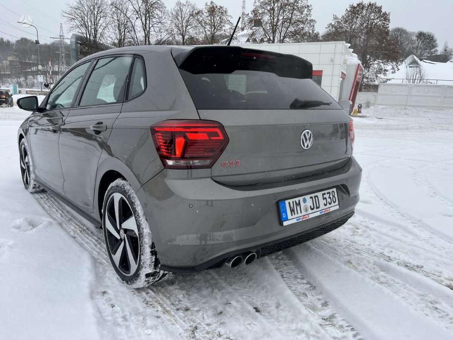 Pelēks Volkswagen Polo 2020 Kauņa, ar dzinēja tilpumu 1.98 L un nobraukumu 34 tūkst. km par 17850 €, foto 5 vietnē AUTOMOTO.COM.LV