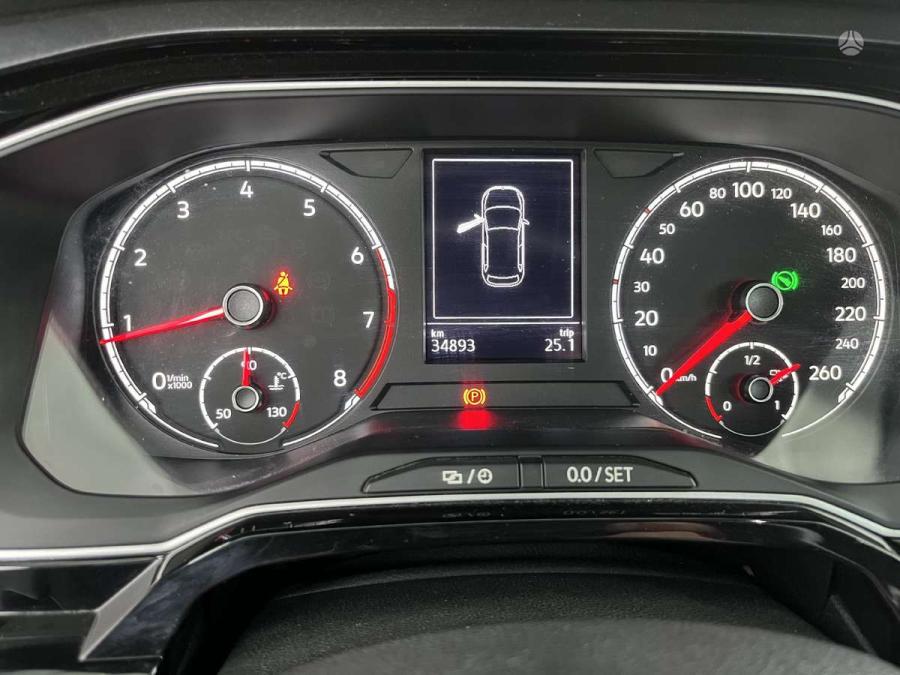 Pelēks Volkswagen Polo 2020 Kauņa, ar dzinēja tilpumu 1.98 L un nobraukumu 34 tūkst. km par 17850 €, foto 9 vietnē AUTOMOTO.COM.LV