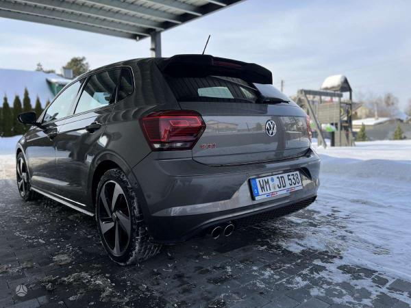 Grey Volkswagen Polo 2020 in Kaunas, with an engine capacity of 1.98 L and mileage of 35 thousand km for 16450 €, photo 6 on AUTOMOTO.COM.LV