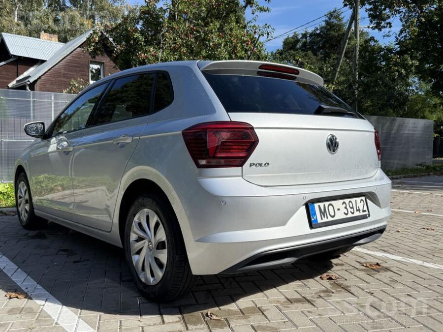 Pelēks Volkswagen Polo 2020 Rīga, ar dzinēja tilpumu 1.00 L un nobraukumu 90 tūkst. km par 13000 €, foto 4 vietnē AUTOMOTO.COM.LV