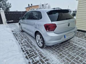 Pelēks Volkswagen Polo 2021 Marijampole, ar dzinēja tilpumu 1.00 L un nobraukumu 7 tūkst. km par 10500 €, foto 5 vietnē AUTOMOTO.COM.LV