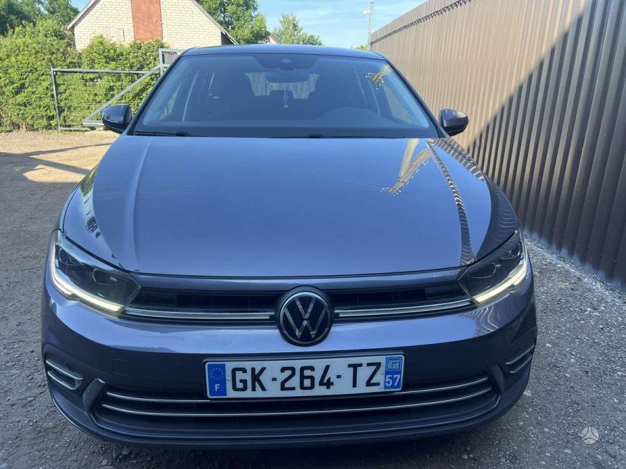 Pelēks Volkswagen Polo 2022 Kauņa, ar dzinēja tilpumu 1.00 L un nobraukumu 72 tūkst. km par 10900 €, foto 3 vietnē AUTOMOTO.COM.LV