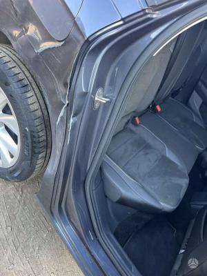 Pelēks Volkswagen Polo 2022 Kauņa, ar dzinēja tilpumu 1.00 L un nobraukumu 72 tūkst. km par 10900 €, foto 10 vietnē AUTOMOTO.COM.LV