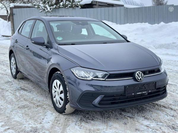Pelēks Volkswagen Polo 2023 Telšiai, ar dzinēja tilpumu 1.00 L un nobraukumu 412 tūkst. km par 16500 €, foto 1 vietnē AUTOMOTO.COM.LV