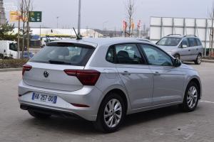 Grey Volkswagen Polo 2024 in Vilnius, with an engine capacity of 1.00 L and mileage of 6 thousand km for 19500 €, photo 5 on AUTOMOTO.COM.LV