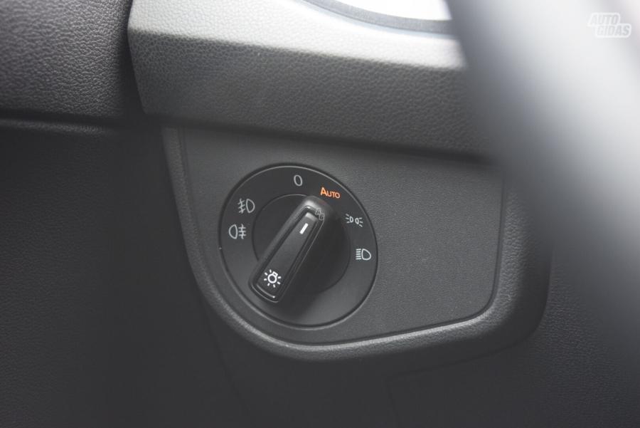 Grey Volkswagen Polo 2024 in Vilnius, with an engine capacity of 1.00 L and mileage of 6 thousand km for 19500 €, photo 21 on AUTOMOTO.COM.LV
