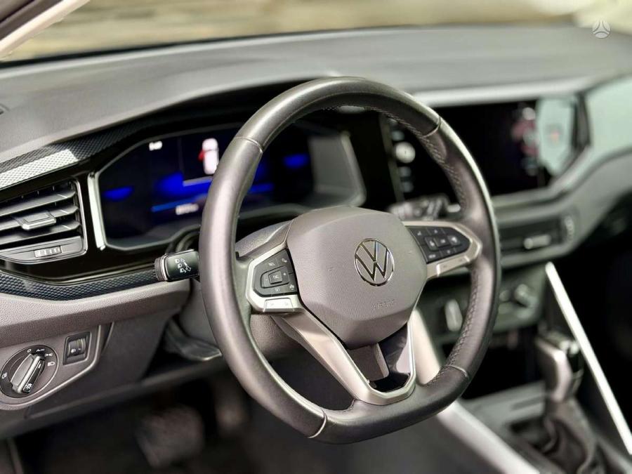 Grey Volkswagen Polo 2025 in Kaunas, with an engine capacity of 1.00 L and mileage of 24 thousand km for 21780 €, photo 9 on AUTOMOTO.COM.LV