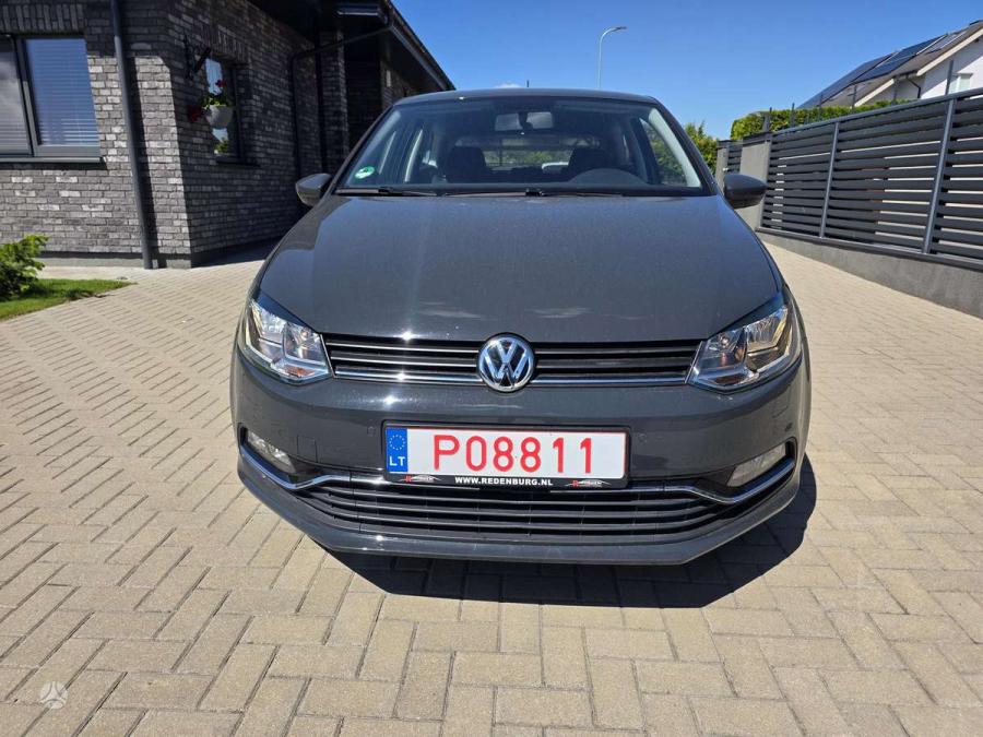 Pelēks Volkswagen Polo 2017 Alīta, ar dzinēja tilpumu 1.20 L un nobraukumu 63 tūkst. km par 5700 €, foto 3 vietnē AUTOMOTO.COM.LV