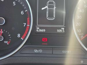 Pelēks Volkswagen Polo 2017 Alīta, ar dzinēja tilpumu 1.20 L un nobraukumu 63 tūkst. km par 5700 €, foto 11 vietnē AUTOMOTO.COM.LV