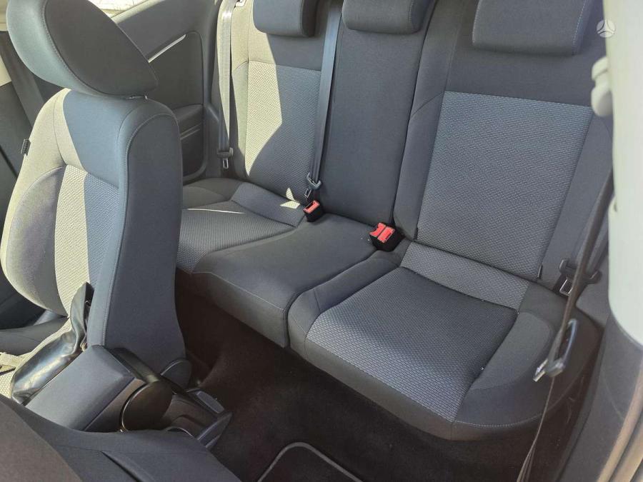 Pelēks Volkswagen Polo 2017 Alīta, ar dzinēja tilpumu 1.20 L un nobraukumu 63 tūkst. km par 5700 €, foto 15 vietnē AUTOMOTO.COM.LV