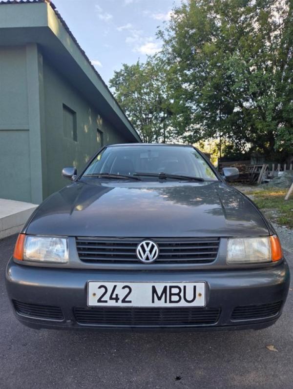 Pelēks Volkswagen Polo 1997 Tallina, ar dzinēja tilpumu 1.40 L un nobraukumu 151 tūkst. km par 950 €, foto 10 vietnē AUTOMOTO.COM.LV