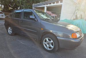 Pelēks Volkswagen Polo 1997 Tallina, ar dzinēja tilpumu 1.40 L un nobraukumu 151 tūkst. km par 950 €, foto 11 vietnē AUTOMOTO.COM.LV
