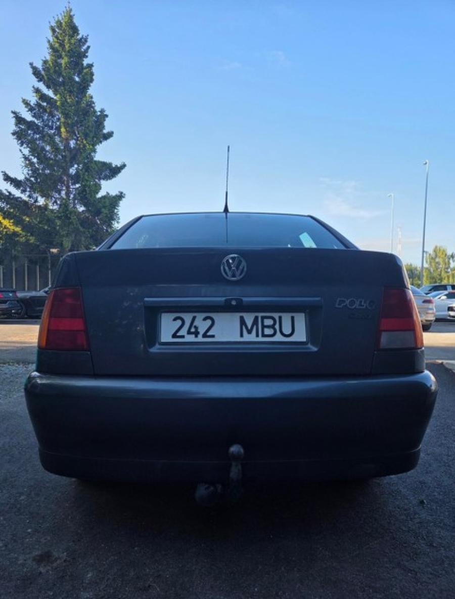 Pelēks Volkswagen Polo 1997 Tallina, ar dzinēja tilpumu 1.40 L un nobraukumu 151 tūkst. km par 950 €, foto 13 vietnē AUTOMOTO.COM.LV