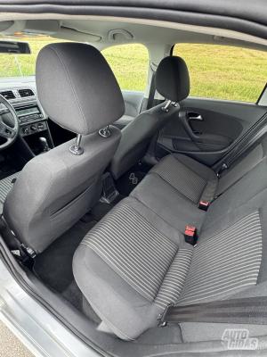 Pelēks Volkswagen Polo 2011 Klaipėda, ar dzinēja tilpumu 1.40 L un nobraukumu 127 tūkst. km par 5300 €, foto 10 vietnē AUTOMOTO.COM.LV