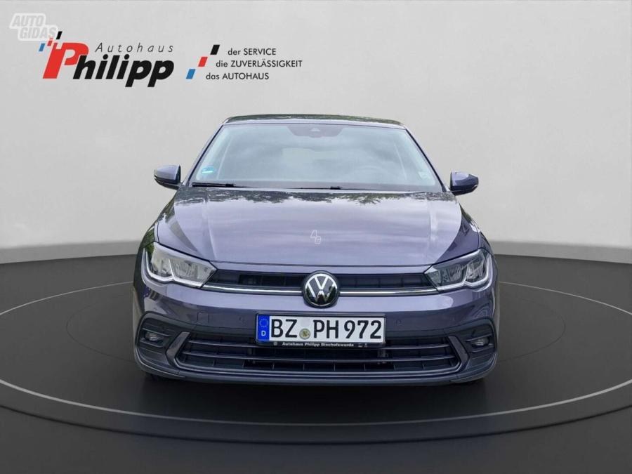 Grey Volkswagen Polo 2024 in Kaunas, with an engine capacity of 1.00 L and mileage of 16 thousand km for 24107 €, photo 8 on AUTOMOTO.COM.LV
