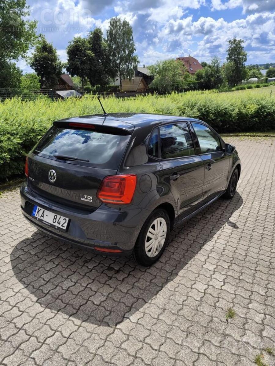 Pelēks Volkswagen Polo 2015 Rīga, ar dzinēja tilpumu 1.40 L un nobraukumu 289 tūkst. km par 3500 €, foto 10 vietnē AUTOMOTO.COM.LV