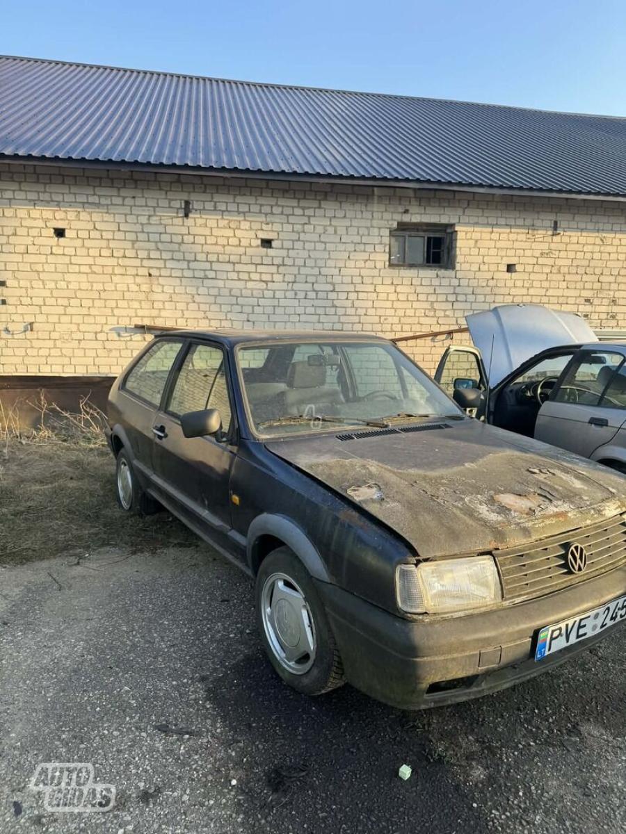 Volkswagen Polo 1990 in Vilnius, with an engine capacity of 1.30 L and mileage of 20 thousand km for 850 €, photo 3 on AUTOMOTO.COM.LV