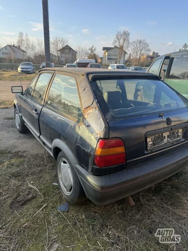 Volkswagen Polo 1990 Viļņa, ar dzinēja tilpumu 1.30 L un nobraukumu 20 tūkst. km par 700 €, foto 3 vietnē AUTOMOTO.COM.LV