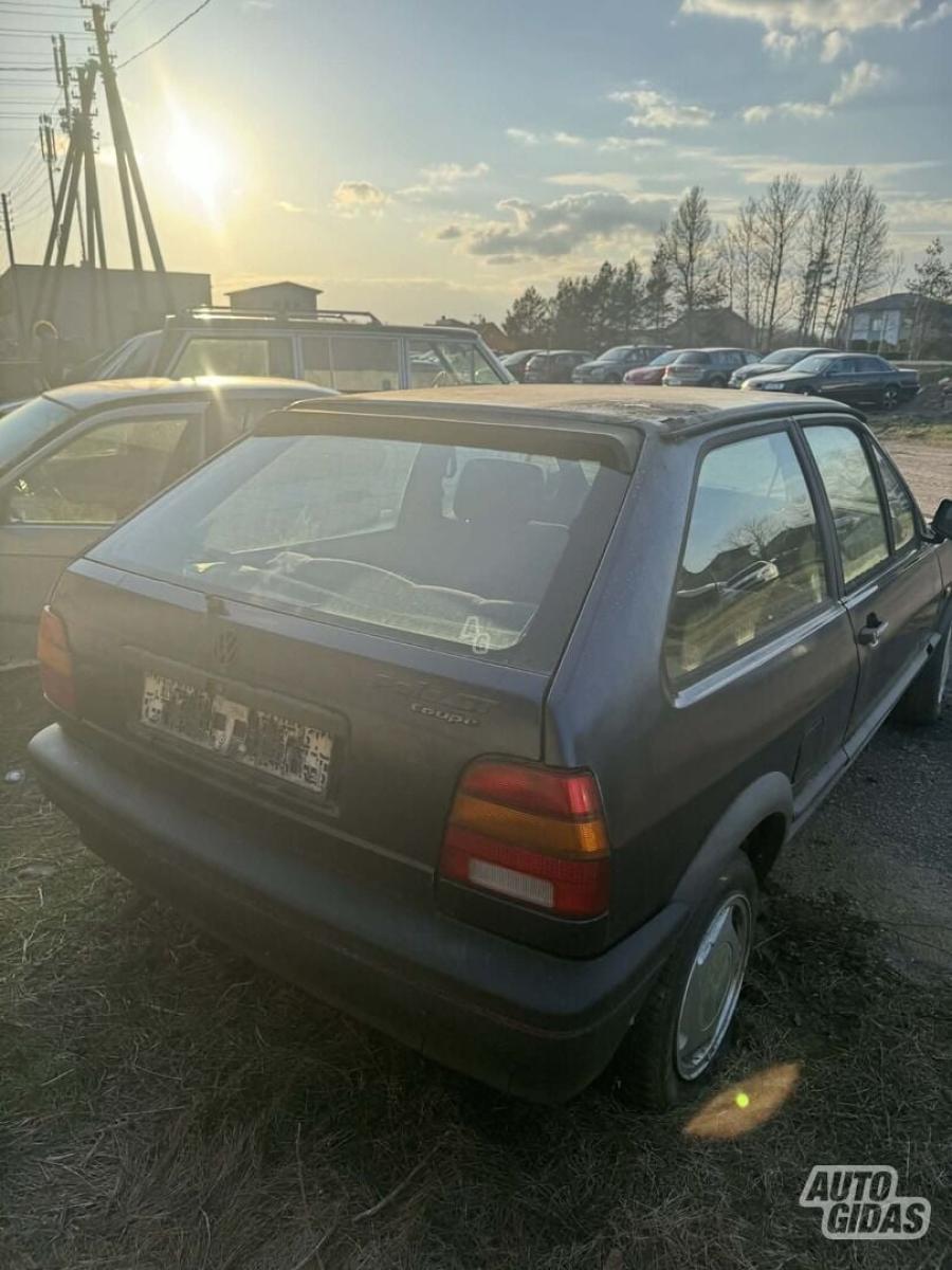 Volkswagen Polo 1990 in Vilnius, with an engine capacity of 1.30 L and mileage of 20 thousand km for 850 €, photo 5 on AUTOMOTO.COM.LV