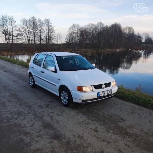 Volkswagen Polo 1999 Viļņa, ar dzinēja tilpumu 14.00 L un nobraukumu 400 tūkst. km par 550 €, foto 1 vietnē AUTOMOTO.COM.LV