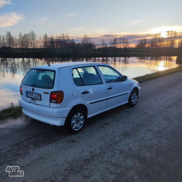 Volkswagen Polo 1999 Viļņa, ar dzinēja tilpumu 14.00 L un nobraukumu 400 tūkst. km par 550 €, foto 3 vietnē AUTOMOTO.COM.LV