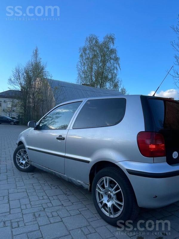 Volkswagen Polo 2001 Tukums, ar dzinēja tilpumu 1.40 L un nobraukumu 272 tūkst. km par 779 €, foto 4 vietnē AUTOMOTO.COM.LV