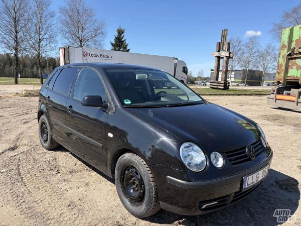 Volkswagen Polo 2002 in Plunge, with an engine capacity of 1.20 L and mileage of 155 thousand km for 2450 €, photo 3 on AUTOMOTO.COM.LV