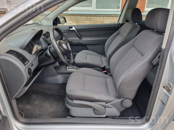Volkswagen Polo 2002 Ogre, ar dzinēja tilpumu 1.40 L un nobraukumu 131 tūkst. km par 2550 €, foto 10 vietnē AUTOMOTO.COM.LV