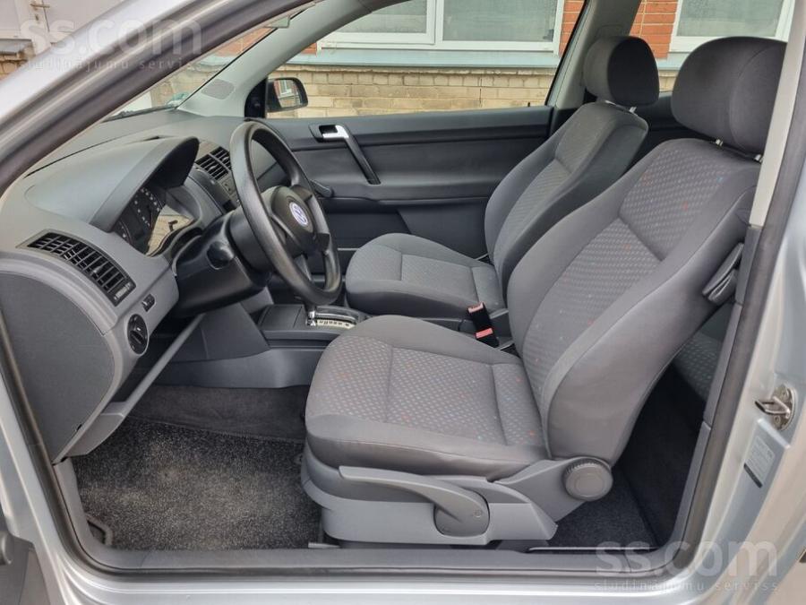 Volkswagen Polo 2002 Ogre, ar dzinēja tilpumu 1.40 L un nobraukumu 131 tūkst. km par 2550 €, foto 11 vietnē AUTOMOTO.COM.LV