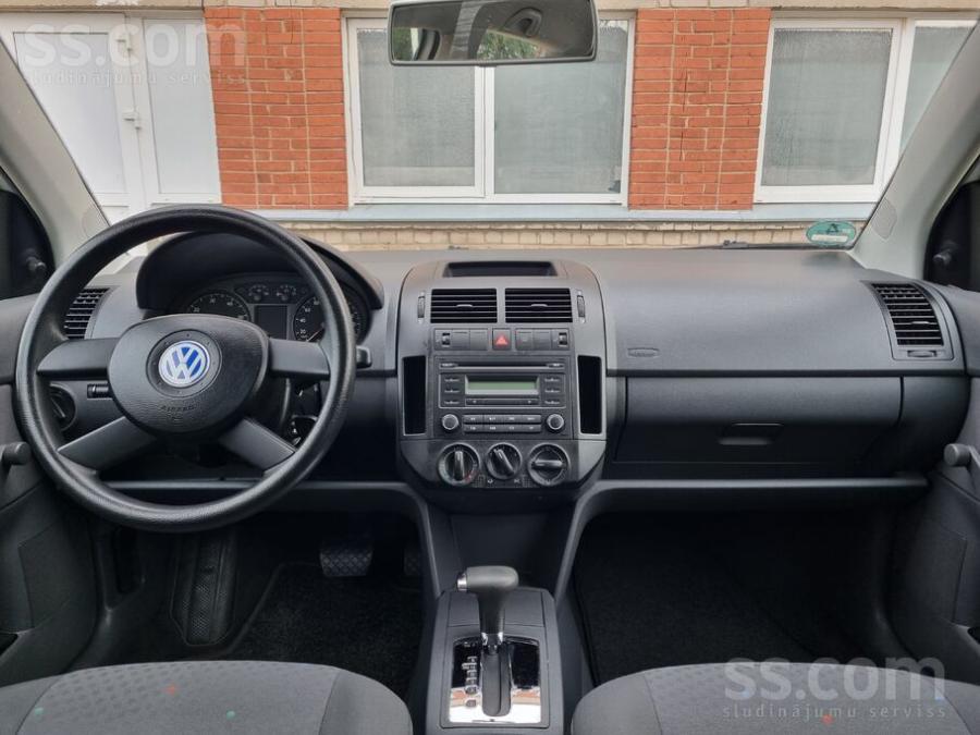 Volkswagen Polo 2002 Ogre, ar dzinēja tilpumu 1.40 L un nobraukumu 131 tūkst. km par 2550 €, foto 14 vietnē AUTOMOTO.COM.LV