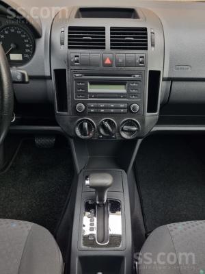 Volkswagen Polo 2002 Ogre, ar dzinēja tilpumu 1.40 L un nobraukumu 131 tūkst. km par 2550 €, foto 15 vietnē AUTOMOTO.COM.LV