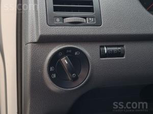 Volkswagen Polo 2002 Ogre, ar dzinēja tilpumu 1.40 L un nobraukumu 131 tūkst. km par 2550 €, foto 18 vietnē AUTOMOTO.COM.LV