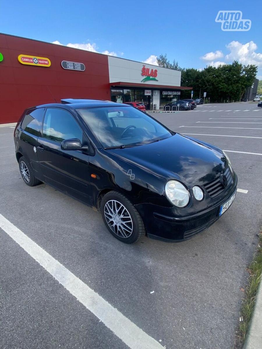 Volkswagen Polo 2002 in Kaunas, with an engine capacity of 1.40 L and mileage of 347 thousand km for 500 €, photo 5 on AUTOMOTO.COM.LV