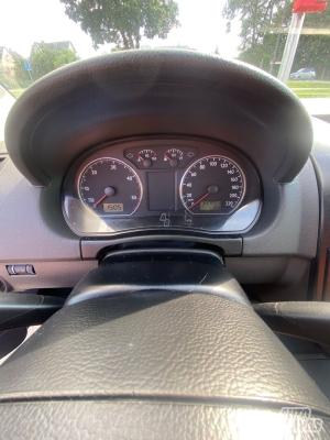 Volkswagen Polo 2002 in Kaunas, with an engine capacity of 1.40 L and mileage of 347 thousand km for 500 €, photo 9 on AUTOMOTO.COM.LV