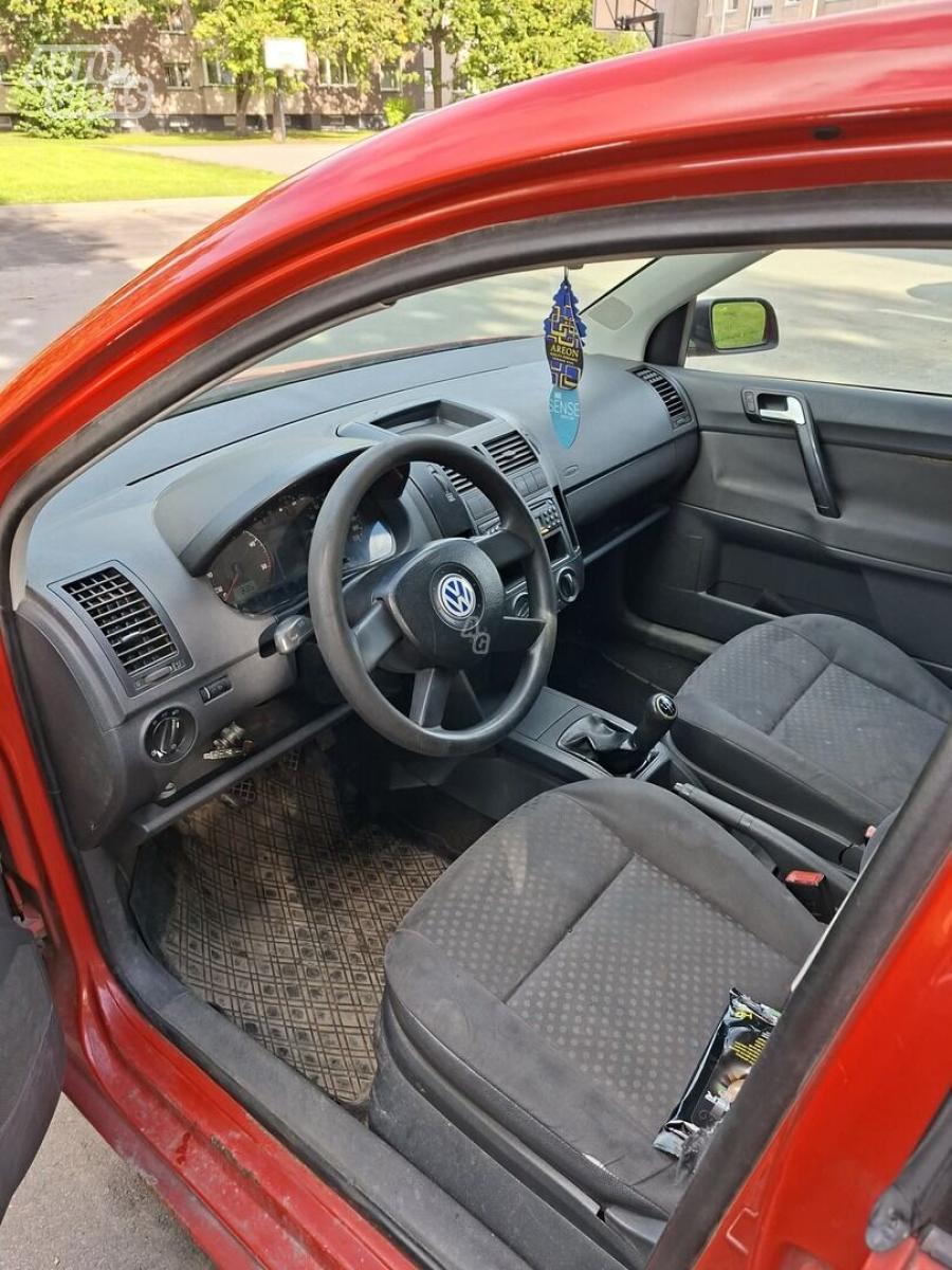 Volkswagen Polo 2002 Mažeikiai, ar dzinēja tilpumu 1.40 L un nobraukumu 377 tūkst. km par 750 €, foto 6 vietnē AUTOMOTO.COM.LV