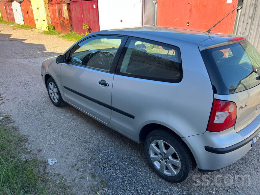 Volkswagen Polo 2003 in Riga, with an engine capacity of 1.20 L and mileage of 266 thousand km for 1200 €, photo 5 on AUTOMOTO.COM.LV