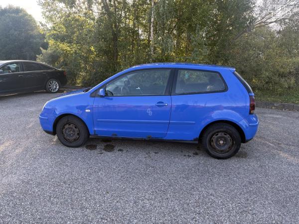 Volkswagen Polo 2003 Anykščiai, ar dzinēja tilpumu 1.40 L un nobraukumu 233 tūkst. km par 480 €, foto 4 vietnē AUTOMOTO.COM.LV