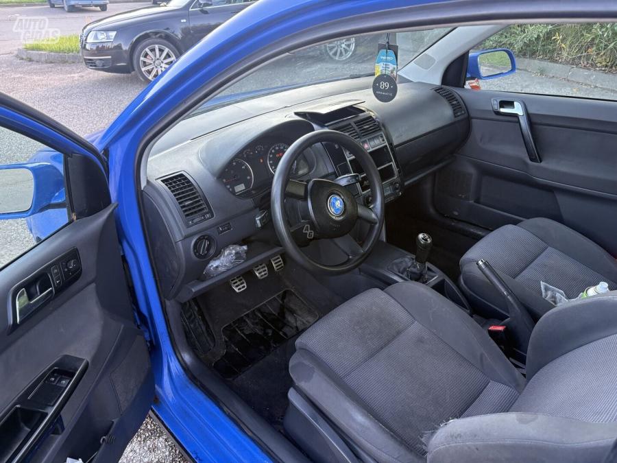 Volkswagen Polo 2003 Anykščiai, ar dzinēja tilpumu 1.40 L un nobraukumu 233 tūkst. km par 480 €, foto 9 vietnē AUTOMOTO.COM.LV