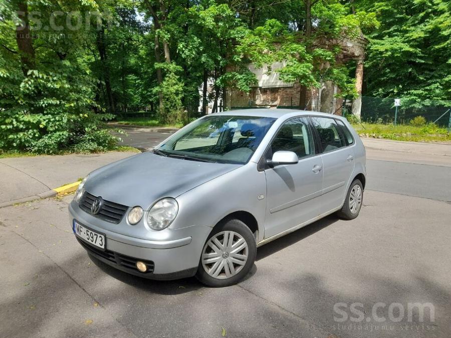 Volkswagen Polo 2004 in Riga, with an engine capacity of 1.40 L and mileage of 249 thousand km for 2400 €, photo 8 on AUTOMOTO.COM.LV