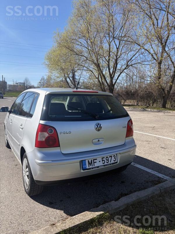 Volkswagen Polo 2004 in Riga, with an engine capacity of 1.40 L and mileage of 259 thousand km for 800 €, photo 8 on AUTOMOTO.COM.LV