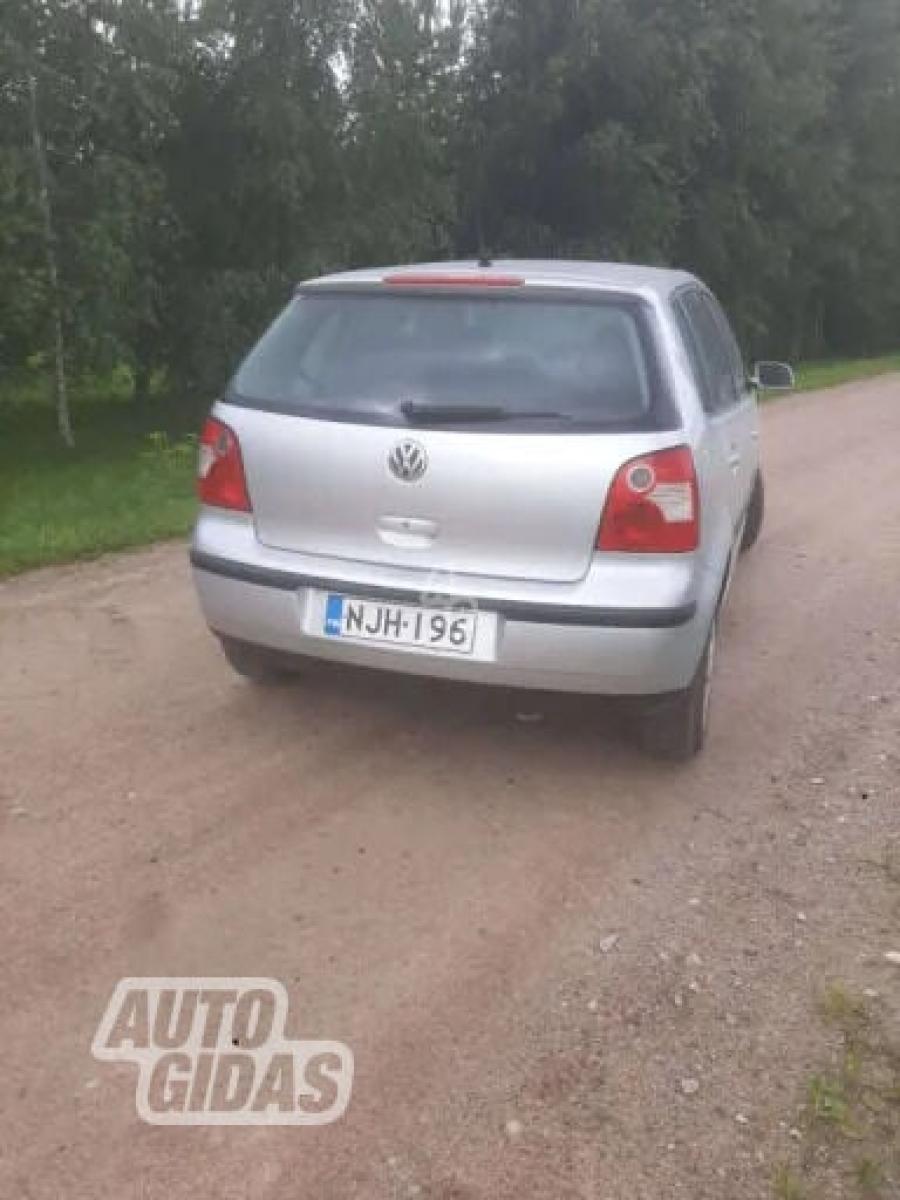 Volkswagen Polo 2004 in Gargzdai, with an engine capacity of 1.40 L and mileage of 233 thousand km for 850 €, photo 3 on AUTOMOTO.COM.LV