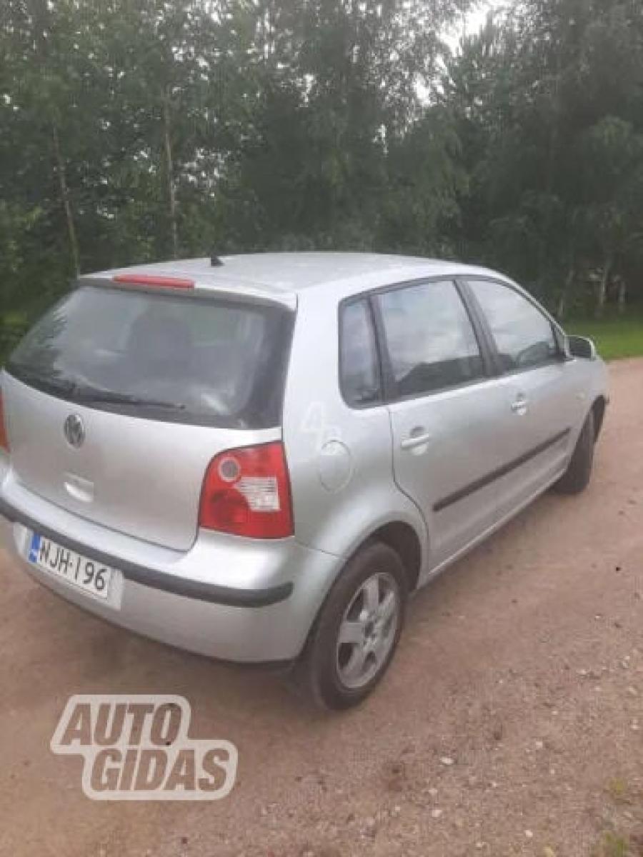 Volkswagen Polo 2004 in Gargzdai, with an engine capacity of 1.40 L and mileage of 233 thousand km for 850 €, photo 6 on AUTOMOTO.COM.LV
