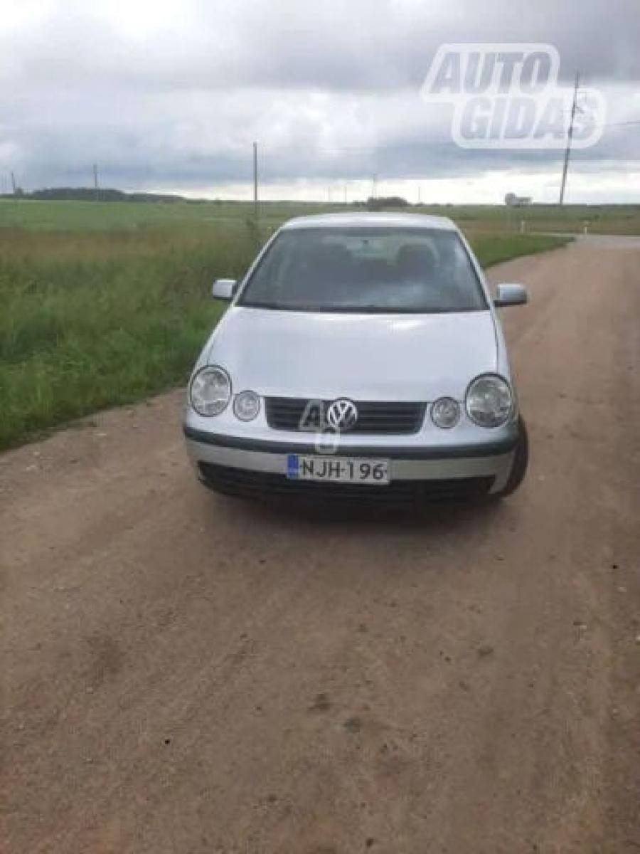 Volkswagen Polo 2004 in Gargzdai, with an engine capacity of 1.40 L and mileage of 233 thousand km for 850 €, photo 8 on AUTOMOTO.COM.LV