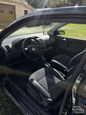 Volkswagen Polo 2004 Viļņa, ar dzinēja tilpumu 1.40 L un nobraukumu 145 tūkst. km par 800 €, foto 11 vietnē AUTOMOTO.COM.LV