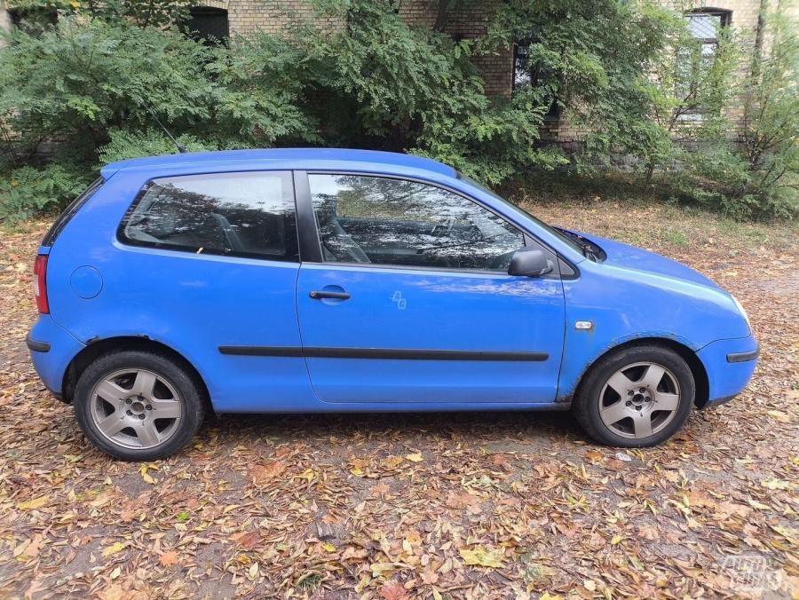 Volkswagen Polo 2005 in Vilnius, with an engine capacity of 1.90 L and mileage of 200 thousand km for 300 €, photo 4 on AUTOMOTO.COM.LV