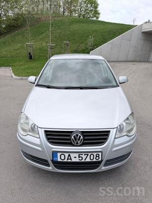 Volkswagen Polo 2005 Rēzekne, ar dzinēja tilpumu 1.40 L un nobraukumu 294 tūkst. km par 1700 €, foto  vietnē AUTOMOTO.COM.LV