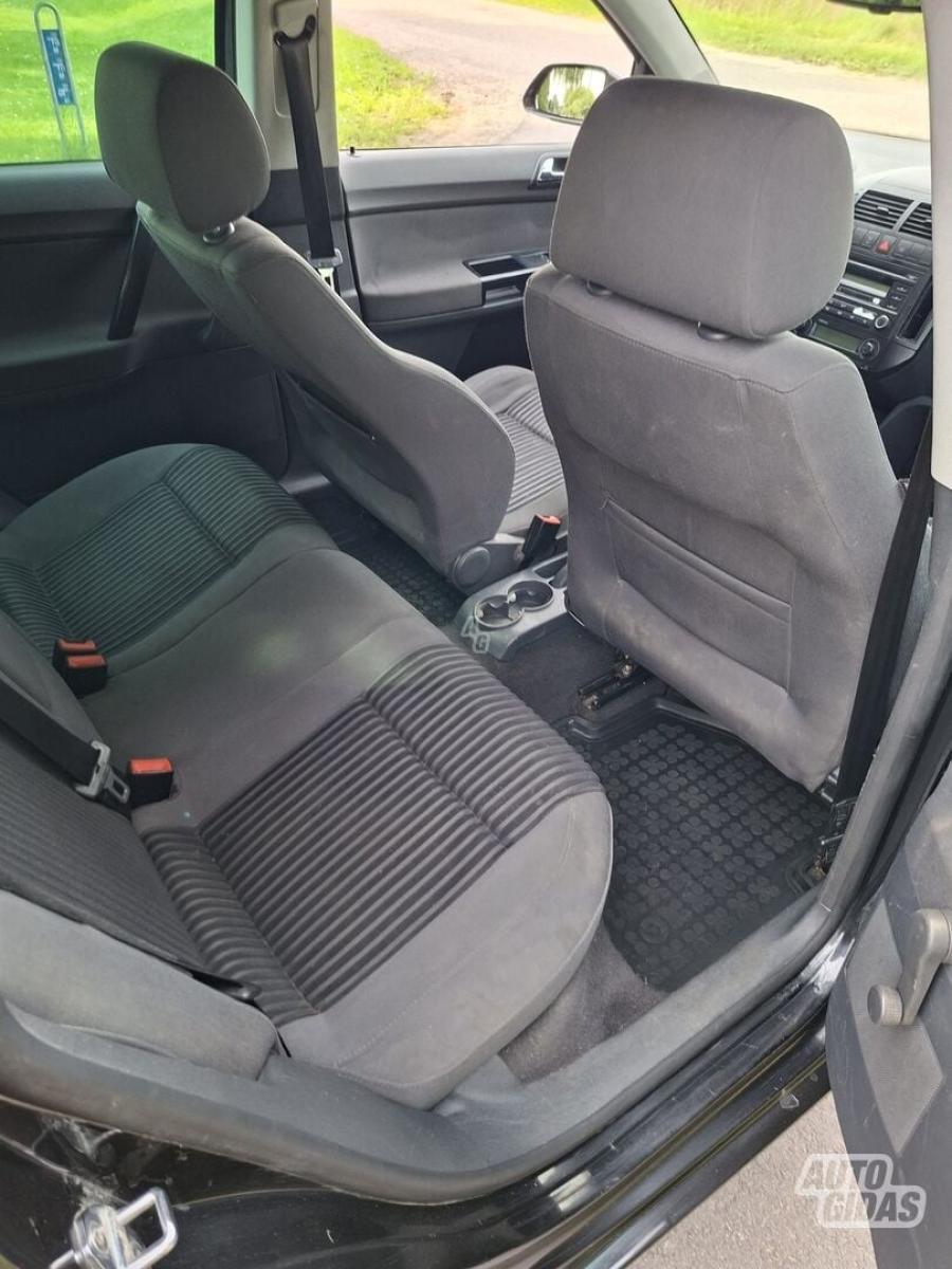 Volkswagen Polo 2005 Klaipėda, ar dzinēja tilpumu 1.40 L un nobraukumu 298 tūkst. km par 1450 €, foto 14 vietnē AUTOMOTO.COM.LV