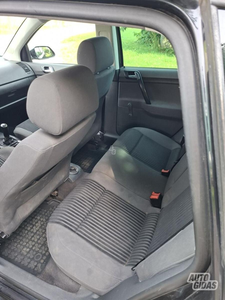 Volkswagen Polo 2005 Klaipėda, ar dzinēja tilpumu 1.40 L un nobraukumu 298 tūkst. km par 1450 €, foto 15 vietnē AUTOMOTO.COM.LV