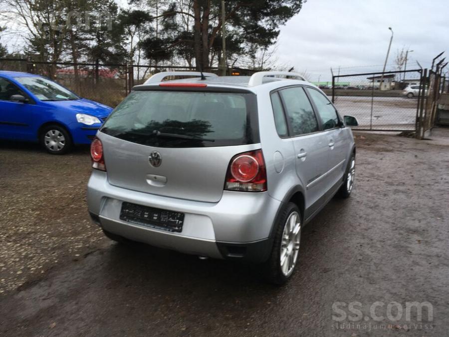 Volkswagen Polo 2006 Rīga, ar dzinēja tilpumu 1.40 L un nobraukumu 0 tūkst. km par 3950 €, foto 4 vietnē AUTOMOTO.COM.LV
